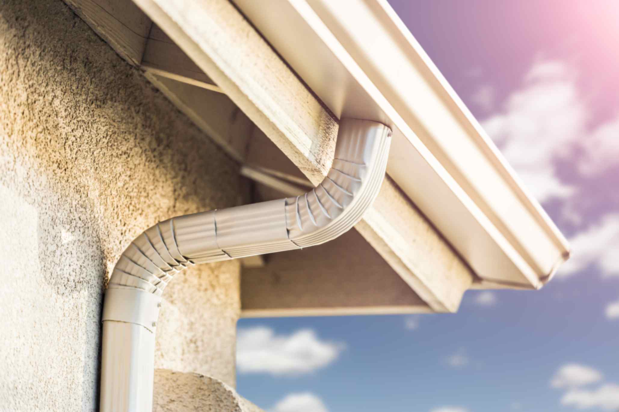 Why Even Dry Climates Need Gutters | Leafguard